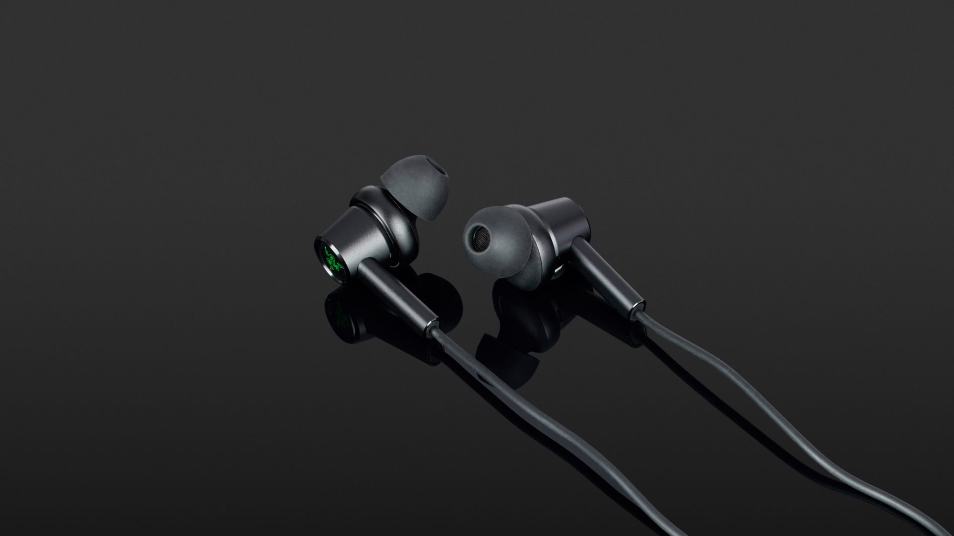 Razer Hammerhead Duo Review | headphonecheck.com