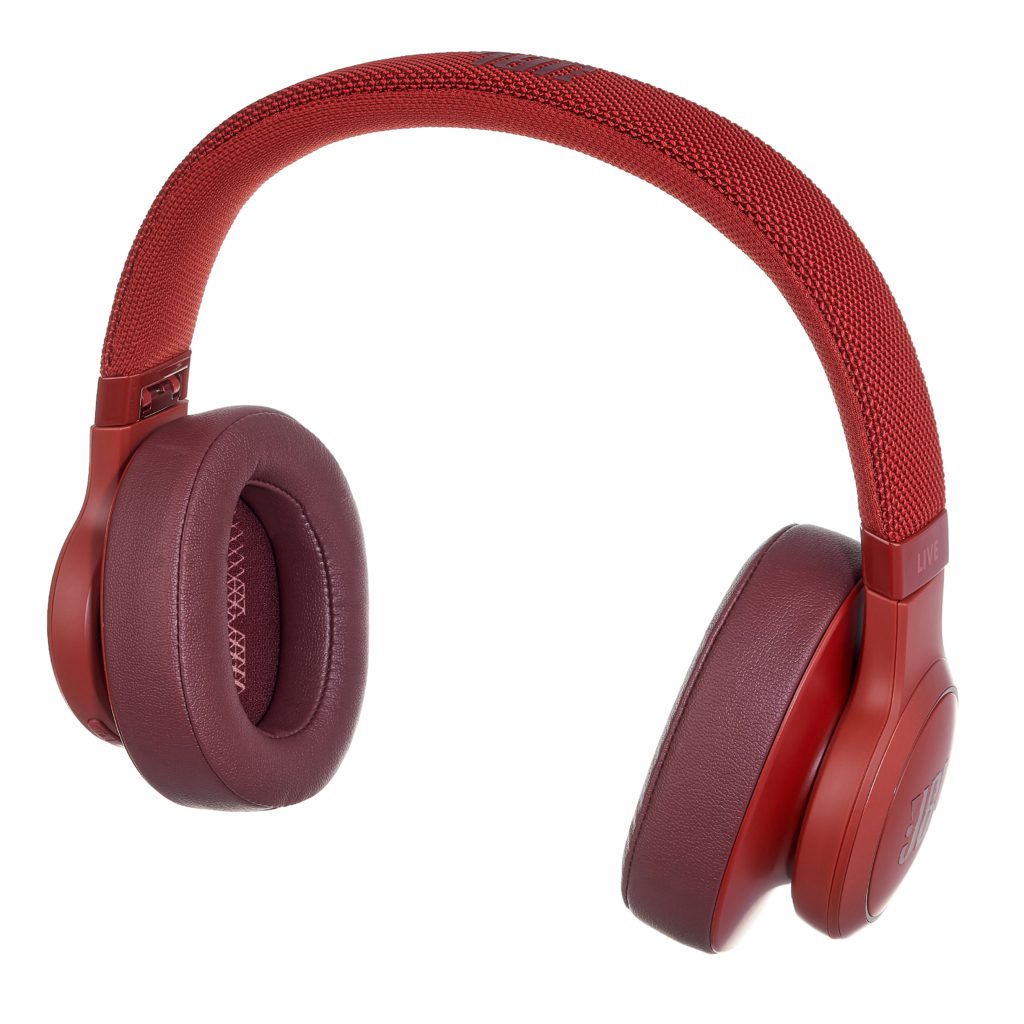JBL Live 500BT Review | headphonecheck.com