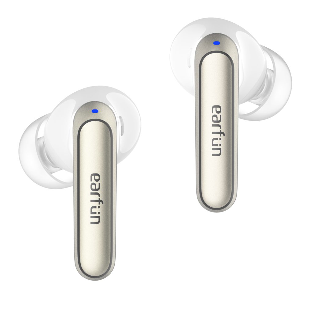 What are the pros and cons of in-ear and over-ear headphones?