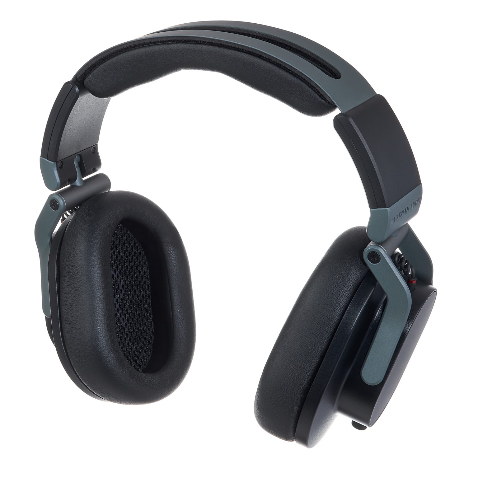 64 Audio A6t Review | headphonecheck.com