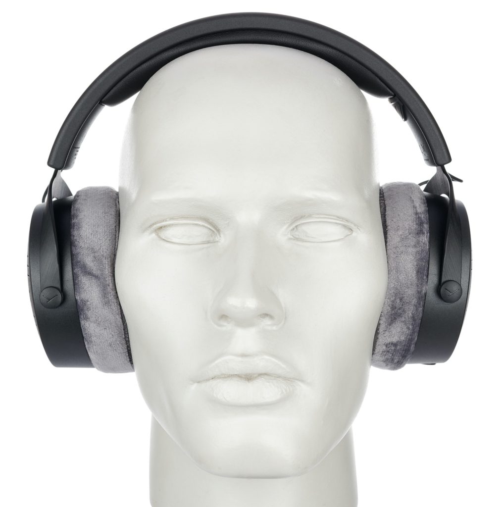 Beyerdynamic DT 900 Pro X Review | headphonecheck.com