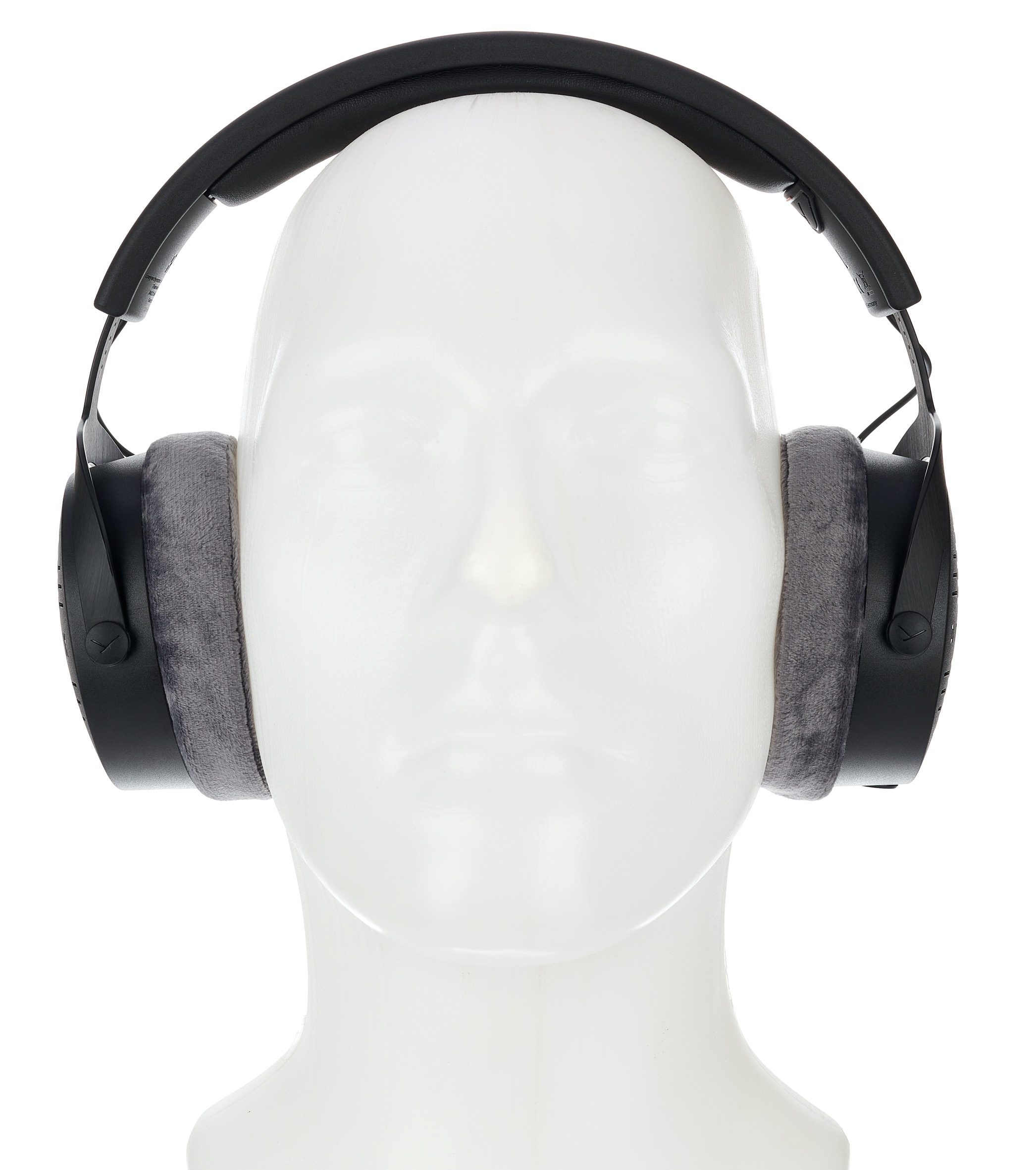 Beyerdynamic DT 900 Pro X Review | headphonecheck.com