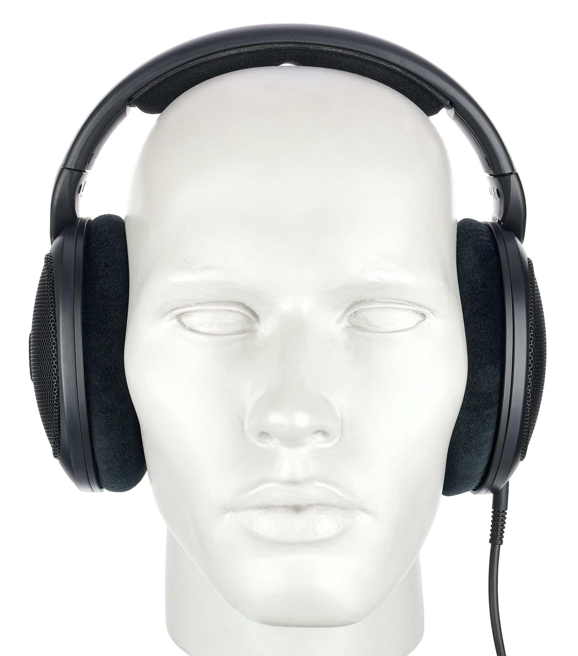 Sennheiser HD 400 Pro Review | headphonecheck.com