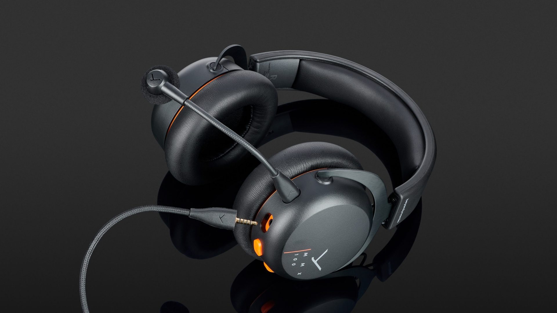 Beyerdynamic MMX 100 Review | headphonecheck.com