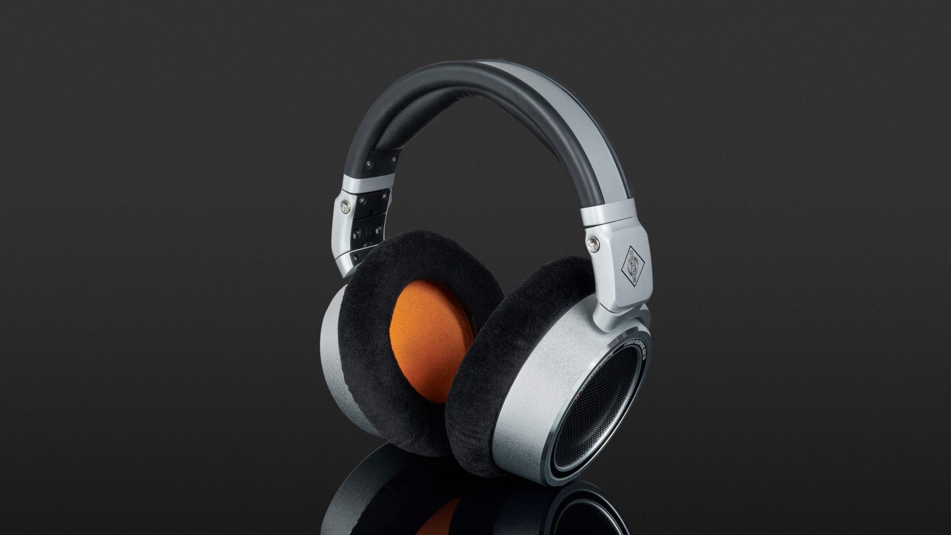 Neumann NDH 30 Review | headphonecheck.com